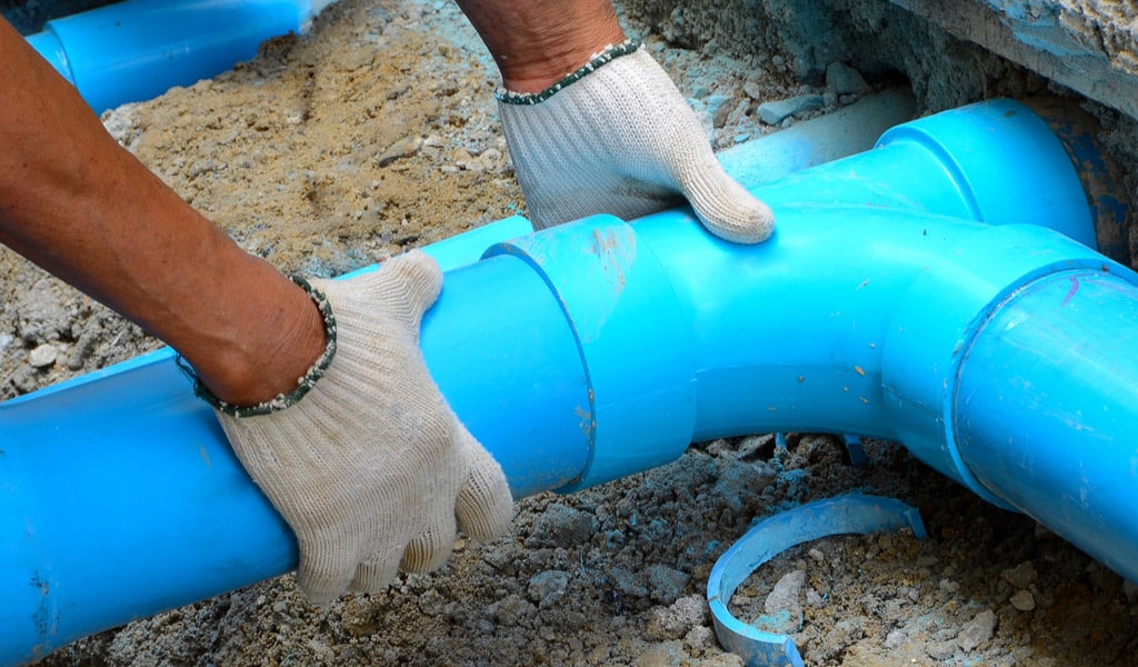 9 Signs Of Water Line Damages That Require A Professional Plumber ...